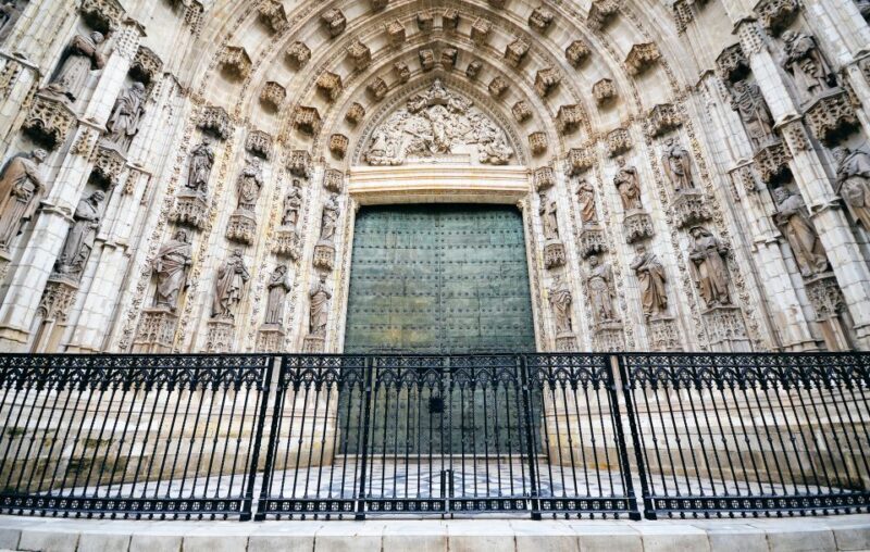 From Córdoba: Seville Day Trip with Guided Tour of Cathedral - Detailed Breakdown of the Itinerary
