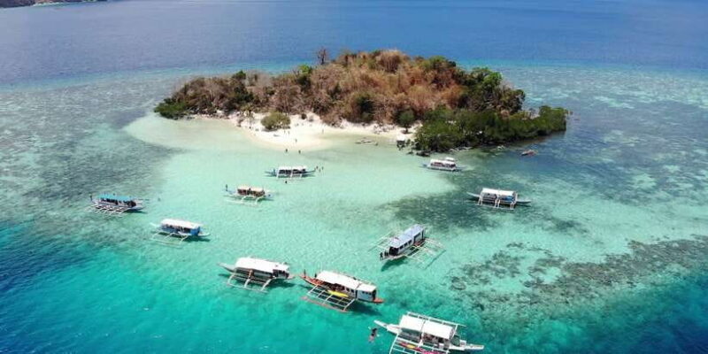 From Coron: Island Hopping Boat Day Trip with Buffet Lunch - The Pros