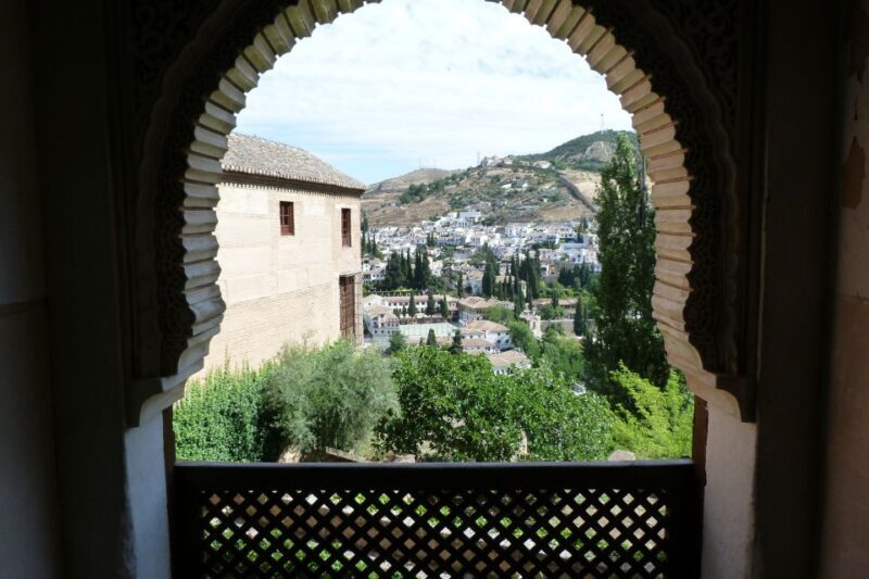 From Costa del Sol or Malaga: Granada and Alhambra Tour - What Makes This Tour Special?