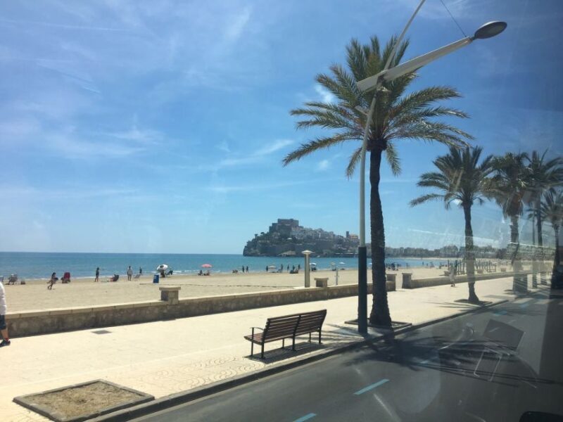 From Costa Dorada: Peñíscola and Ebro Delta Sightseeing Tour - A Day of Contrasts: From Wetlands to Whitewashed Streets