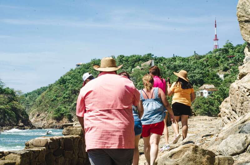 From Crucecita: Ventanilla, Zipolite, and Puerto Ángel Tour - Who Would Enjoy This Tour?