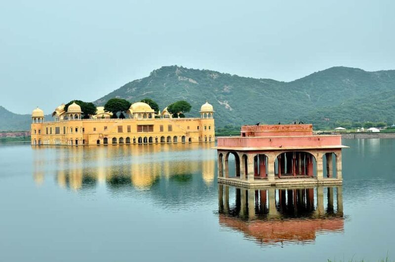 From Delhi: 2-Day Agra & Jaipur Golden Triangle Guided Tour - A Practical Look at the Tour Experience