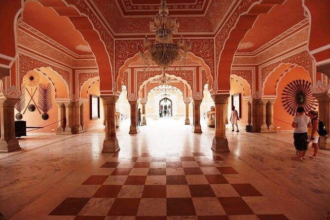 From Delhi: 2-Day Jaipur Private Guided Tour - What You Can Expect on This 2-Day Jaipur Tour