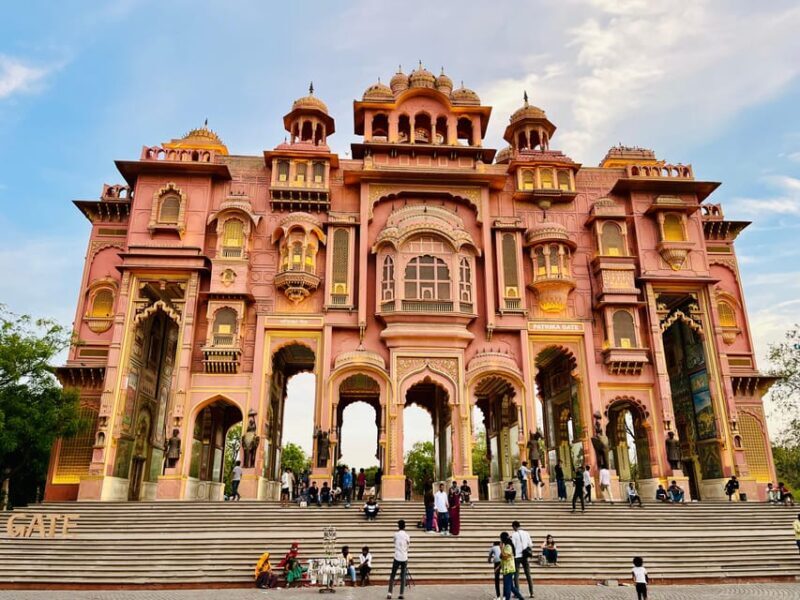 From Delhi : 3-Day Private Luxury Golden Triangle Tour - Authentic Experiences and Sightseeing