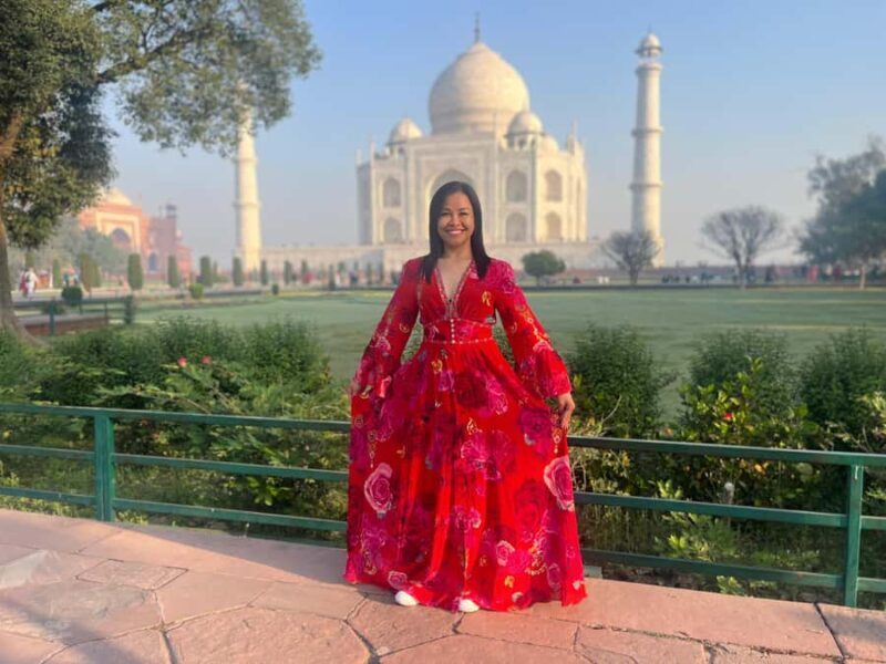 From Delhi : Agra Overnight Tour with Fatehpur Sikri - Why This Tour Offers Great Value