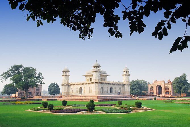 From Delhi/Agra: Taj Mahal, Agra Fort and Fatehpur Sikri Day Trip - Final Verdict: Who is this tour best for?