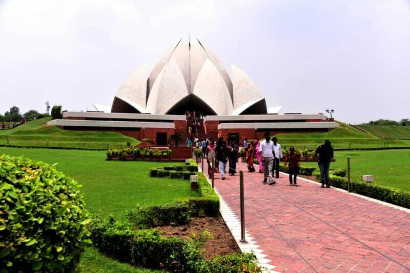 From Delhi Airport: Guided Layover Delhi City Tour - End Point: Return to the Airport