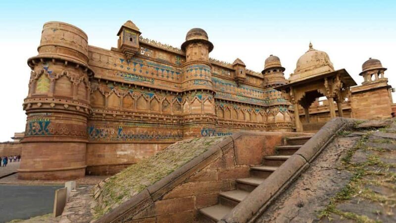 From Delhi: All inclusive Agra -Gwalior Heritage Tour by car - Discovering Gwalior: An Architectural Marvel in the Heart of India