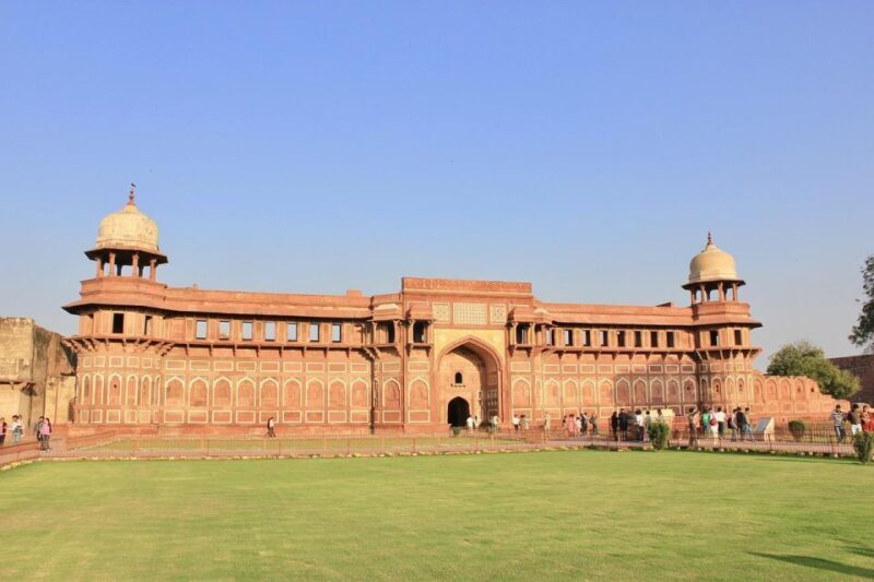 From Delhi: All-Inclusive Taj Mahal and Agra Fort Day Trip - Exploring Agra Fort: Mughal Grandeur