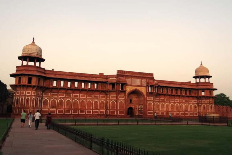 From Delhi: All-Inclusive Taj Mahal & Mathura Vrindavan Tour - The Itinerary: What You Can Expect