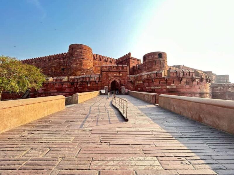 From Delhi: All Inclusive Taj Mahal Tour with Photographer - Detailed Breakdown of the Itinerary