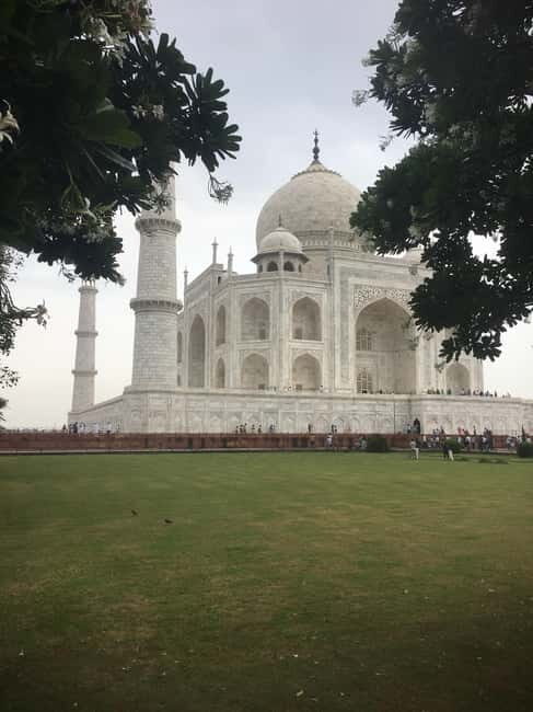 From Delhi: All Inclusive Tajmahal & Agra Trip by Fast Train - An In-Depth Look at the Tour