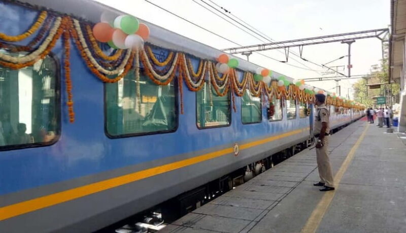 From Delhi: All Inclusive Tajmahal & Agra Trip by Fast Train - Who Will Appreciate This Tour?