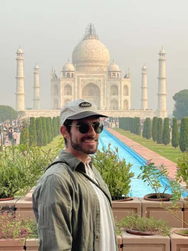 From Delhi: Express Taj Mahal Tour with Tickets, Guide & Car - Lunch: A Rest and Refreshment