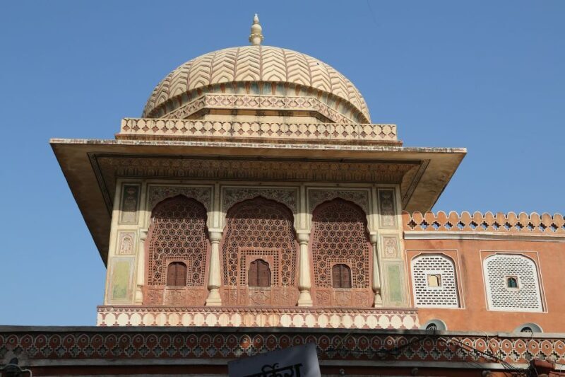 From Delhi: Jaipur Day Trip by Fast Train or Private Car - Jaipur’s Architectural Icons