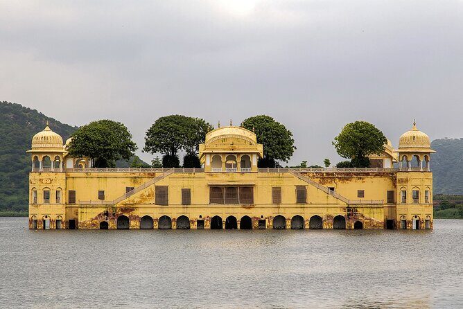 From Delhi: Jaipur Private City Tour by Car All Inclusive - An In-Depth Look at the Tour Experience