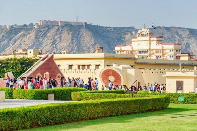 From Delhi: Jaipur Private Guided Day Tour - The Experience on the Ground