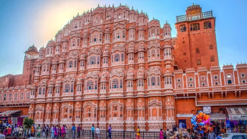 From Delhi : Luxury 4 Days Golden Triangle Tour with Mathura - Who Should Consider This Tour?
