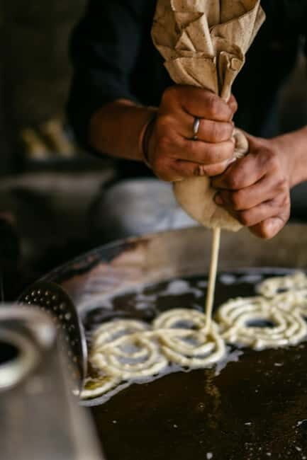 From Delhi: Old Delhi Food Tour with Heritage Walk - The Itinerary in Detail