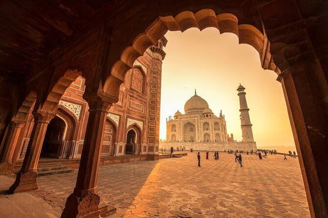 From Delhi: One way Private Transfer Service to Agra - The Sum Up