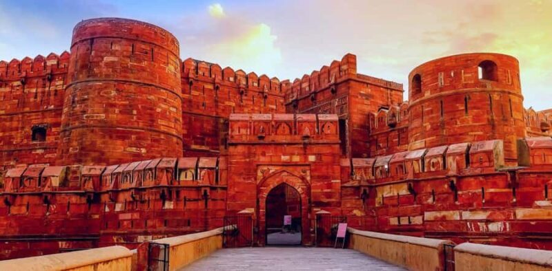 From Delhi: Private 3-Day Golden Triangle Tour with Hotels - Exploring the Delhi to Rajasthan: A 3-Day Golden Triangle Adventure