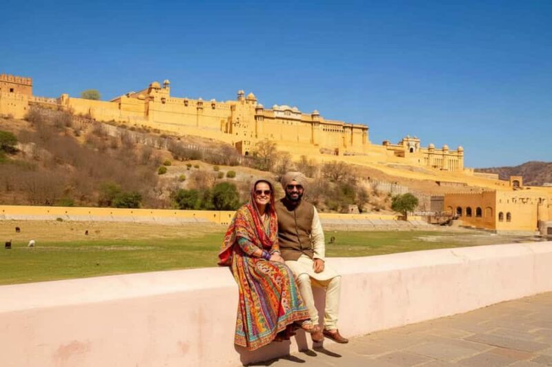 From Delhi: Private Day Tour to Jaipur with 5-star Lunch - Jal Mahal: A Photo Stop
