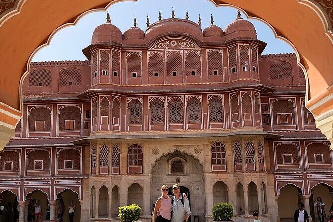 From Delhi: Private Jaipur Tour by Car - All Inclusive - A Day in Jaipur: The Itinerary Breakdown