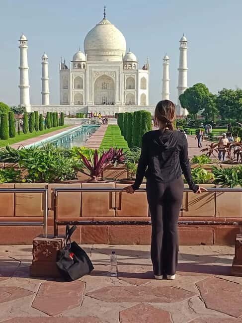 From Delhi: Private Taj Mahal & Agra Day Tour with Transfers - An In-depth Look at the Tour Experience