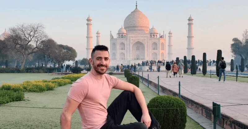 From Delhi: Private Taj Mahal & Agra Day Trip by Car or Rail - Exploring Agra Fort: The Mughal Grandeur