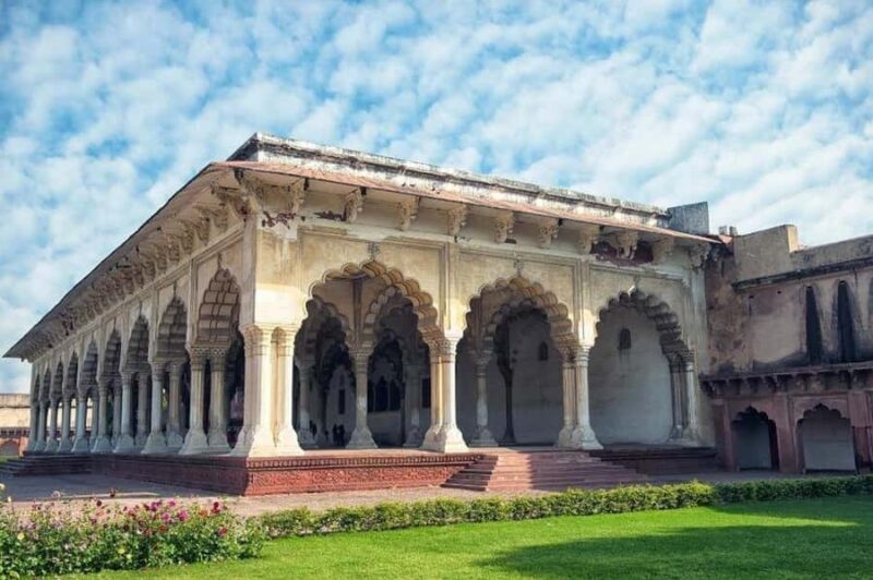 From Delhi: Private Taj Mahal & Agra Day Trip with 5* Lunch - FAQ