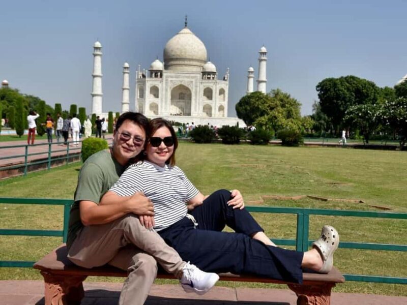 From Delhi: Private Taj Mahal & Agra Tour with 5-star Lunch - The Experience in Detail