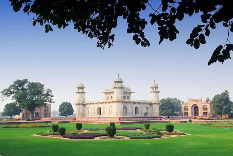 From Delhi: Private Taj Mahal and Agra Tour by Express Train - Key Points