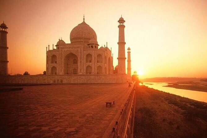 From Delhi: Private Taj Mahal with Bankey Bihari temple Vrindavan - Authentic Impressions and Insights from Other Travelers