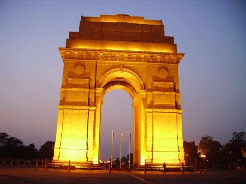 From Delhi: Private Tour Old Delhi & New Delhi - An In-Depth Look at the Itinerary