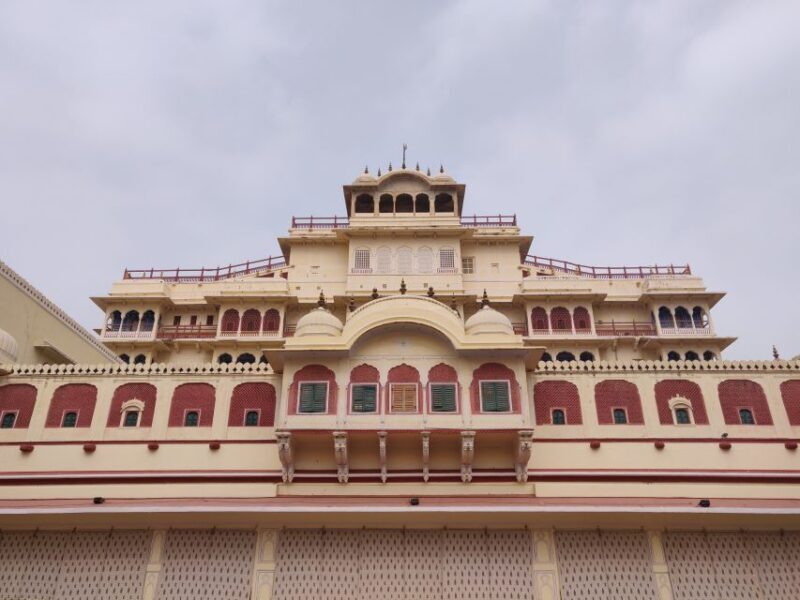 From Delhi : Same Day Jaipur City Guided Tour By Car - Who Should Consider This Tour?