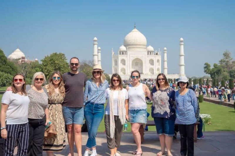 From Delhi: Same Day Taj Mahal Luxury Tour with hotel Pickup - Visiting the Taj Mahal at Sunrise