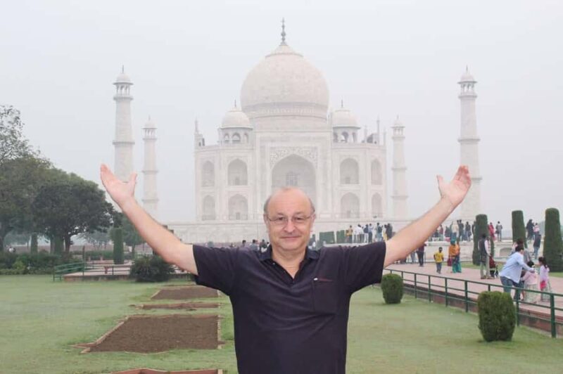 From Delhi: Same Day Taj Mahal Tour by Gatimaan Train - The Journey Begins: Stress-Free Travel from Delhi