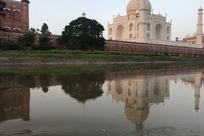 From Delhi: Same Day Taj Mahal Trip With Fatehpur Sikri by Train - Returning to Delhi