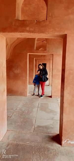 From Delhi: Sunrise Taj Mahal & Agra Day Trip With 5* Lunch - What Travelers Say