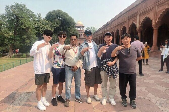 From Delhi: Sunrise Taj Mahal-Agra Fort Skip The Line Guided Tour - FAQ