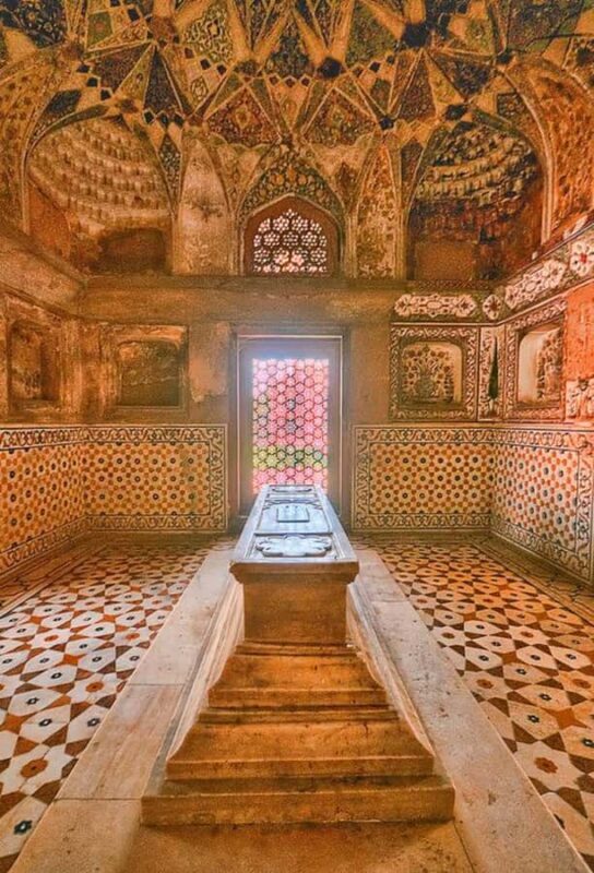 From Delhi: Sunrise Taj Mahal Agra Tour with Car & Guide - Who Will Love This Tour?