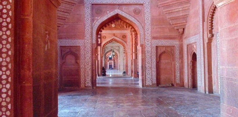 From Delhi: Sunrise Taj Mahal & Full Agra City Amazing Tour - Exploring Agra Fort: Mughal Majesty