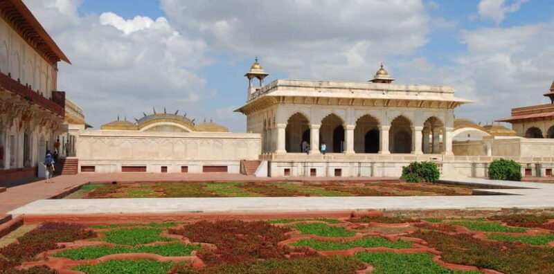 From Delhi: Sunrise Taj Mahal & Full Agra City Amazing Tour - Authenticity and Value