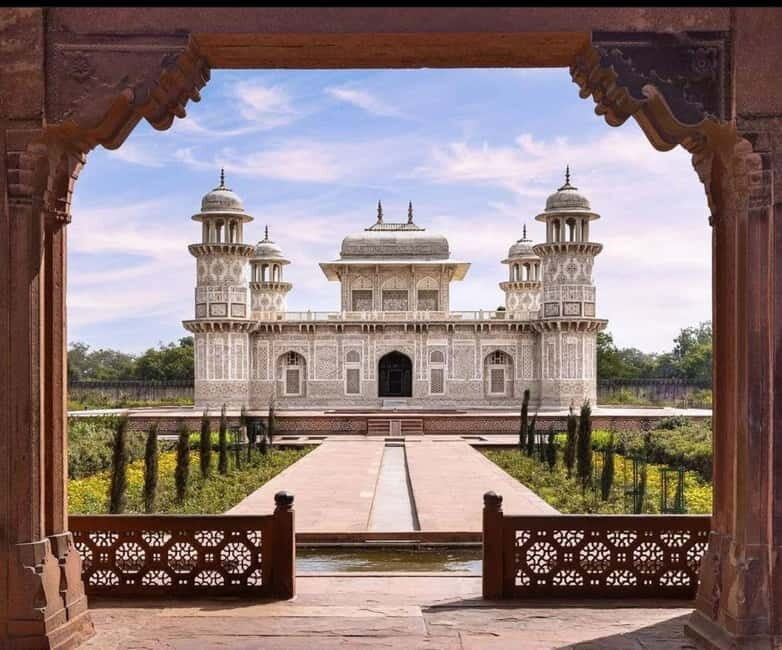 From Delhi: Taj Mahal & Agra City Private Tour By Suv Car - Authentic Visitor Insights