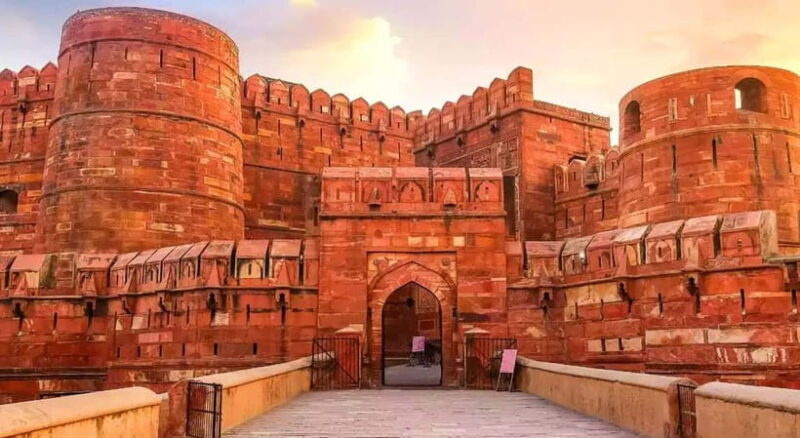 From Delhi: Taj Mahal Agra Day Tour by Super-fast Train - The Details of the Experience