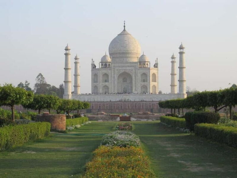 From Delhi: Taj Mahal & Agra Day Trip with Fatehpur Sikri - Fatehpur Sikri: A Majestic Step Back in Time