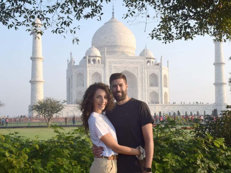 From Delhi: Taj Mahal, Agra Fort and Fatehpur Sikri Day Tour - An In-Depth Look at the Experience