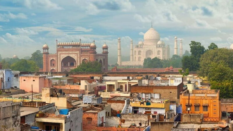 From Delhi: Taj Mahal, Agra Fort & Baby Taj Private Day Tour - Discovering the Agra Fort: Mughal Grandeur