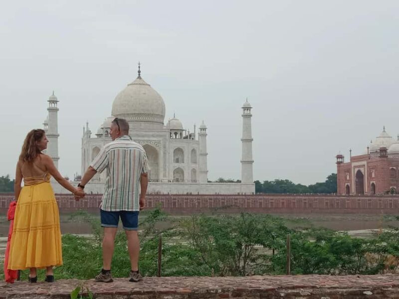 From Delhi: Taj Mahal & Agra Fort Day Trip by Gatimaan Train - Who Should Consider This Tour?