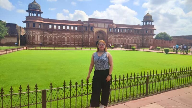 From Delhi: Taj Mahal & Agra Private Day Tour with 5* Lunch - FAQs